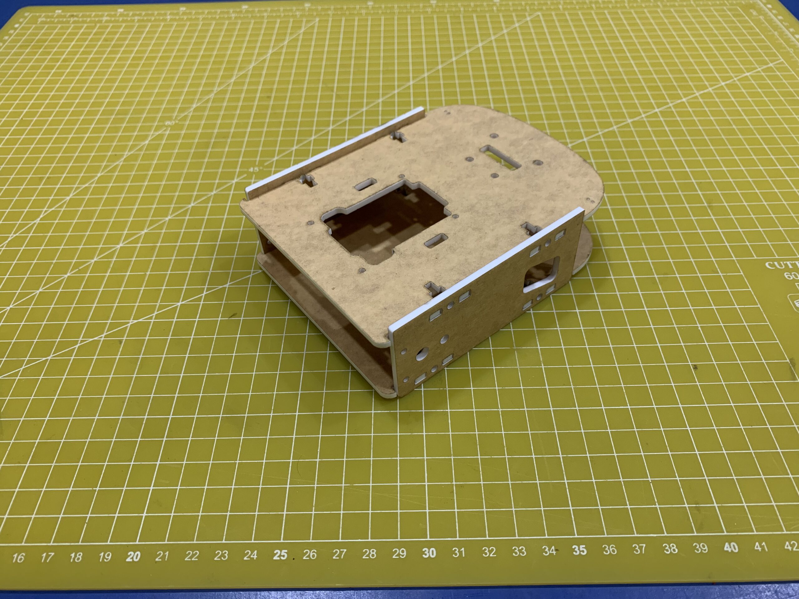 LinkIt 7697車體組裝攻略（其實就組裝說明，但「攻略」看起來就威） - CAVEDU教育團隊技術部落格